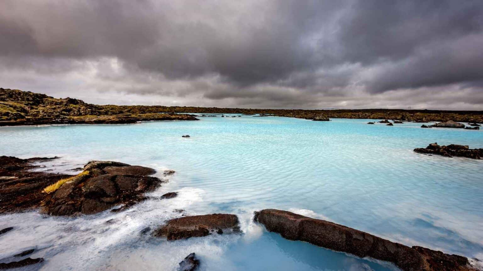 10 Worst Tourist Traps in the World According to the Internet